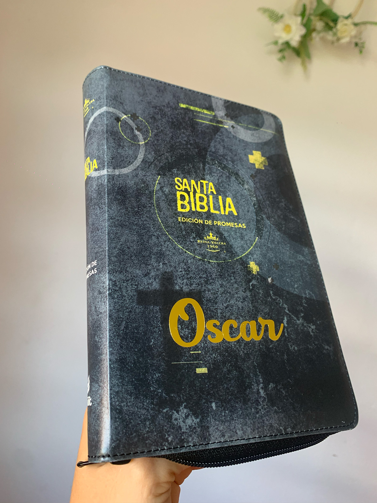 Biblia negra edición promesas Reina Valera 1960 – Agape